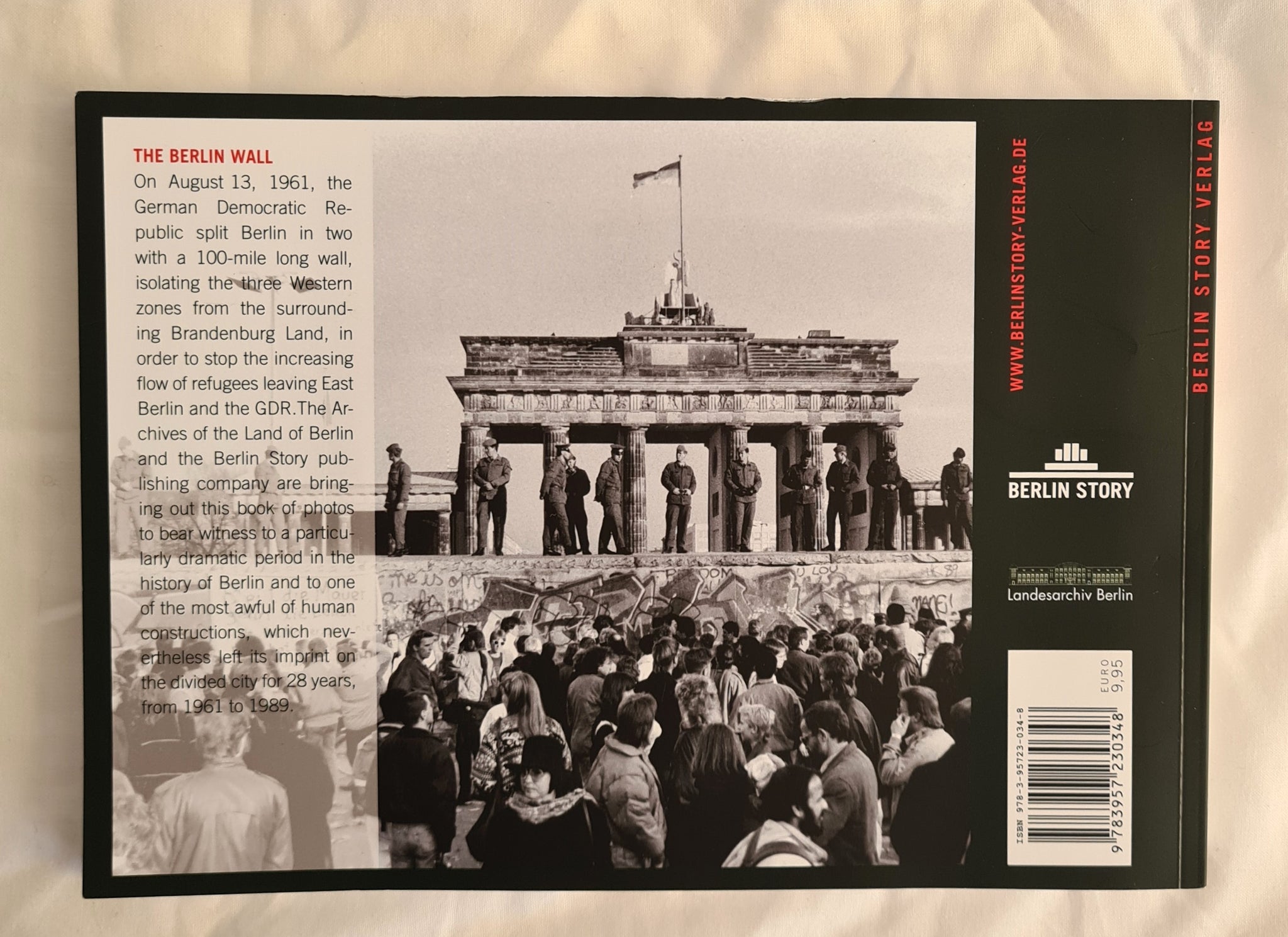 The Berlin Wall 1961 – 1989 by Volker Viergutz – Morgan's Rare Books