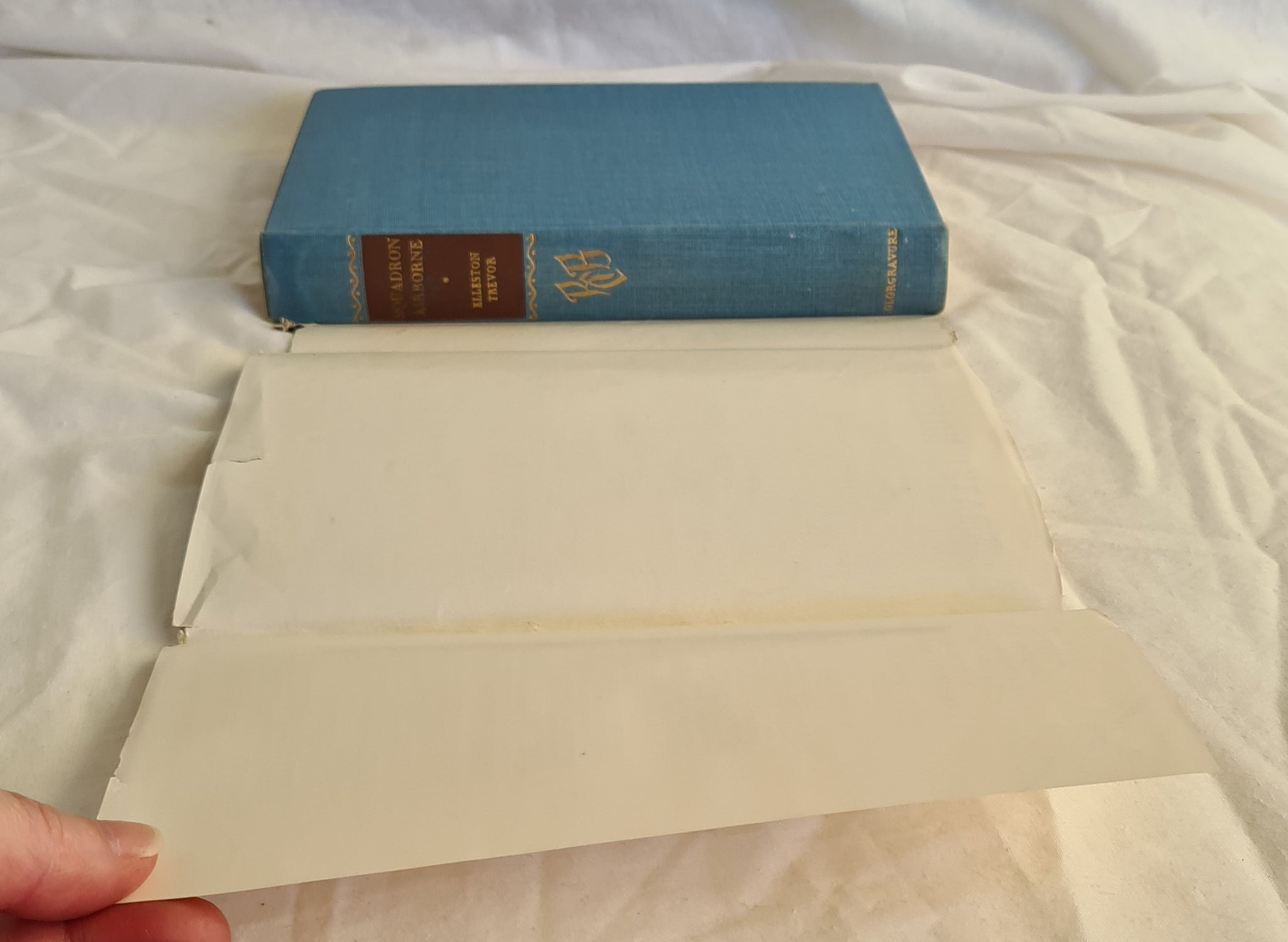 Squadron Airborne by Elleston Trevor – Morgan's Rare Books