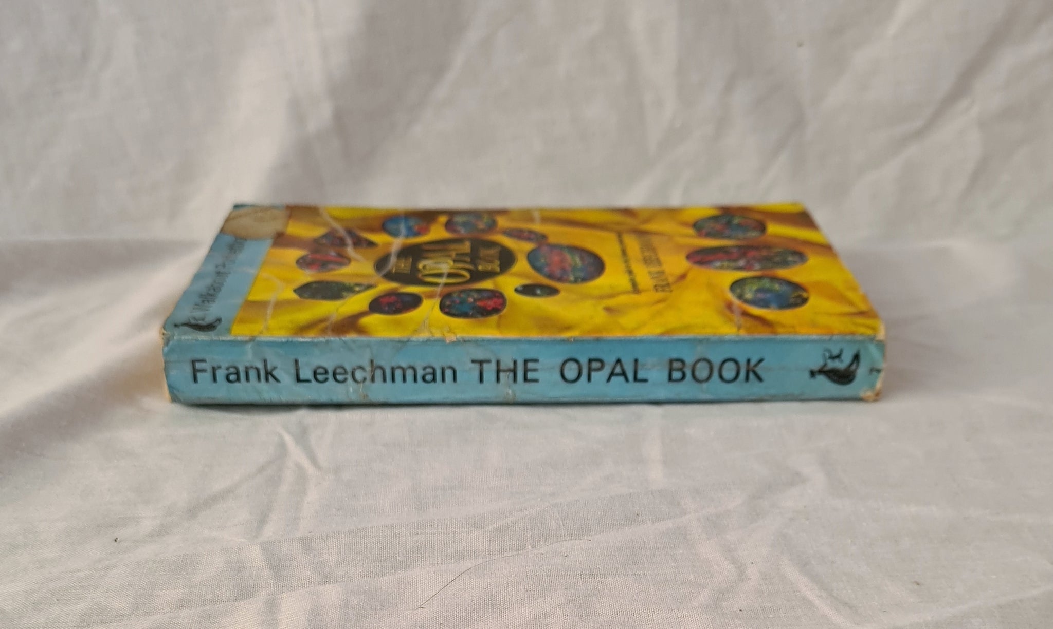 The Opal Book by Frank Leechman – Morgan's Rare Books