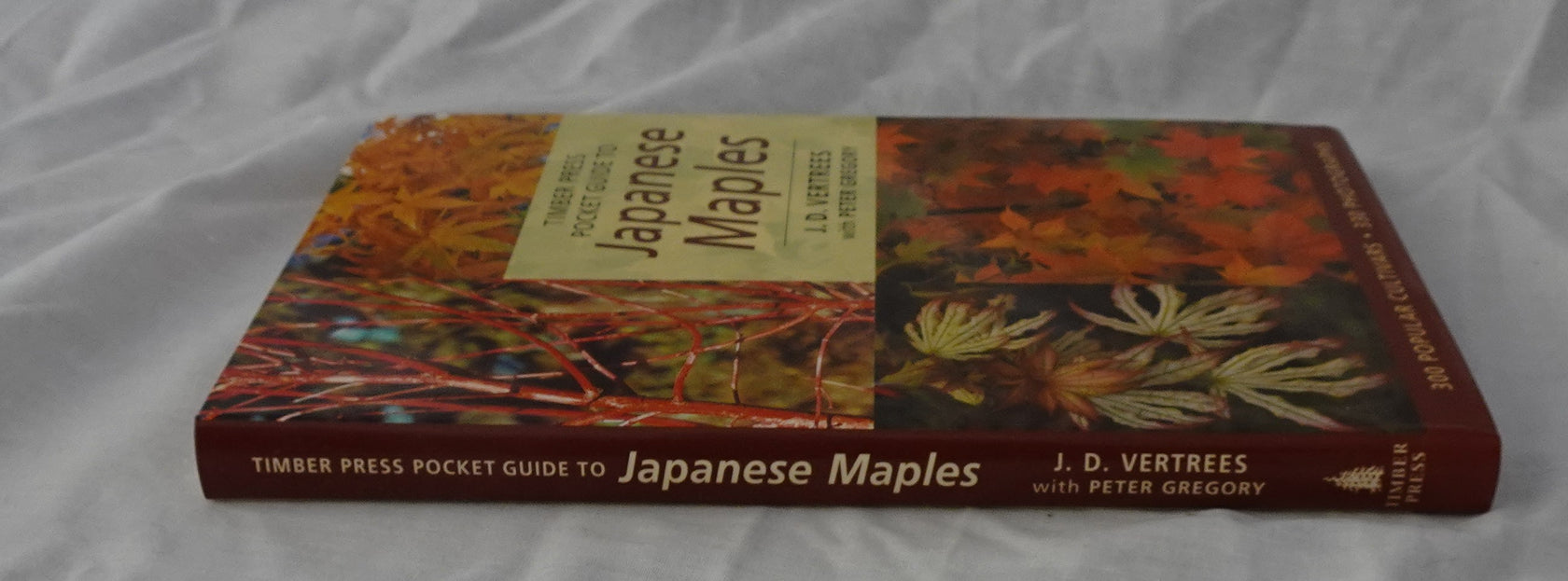 Japanese Maples by J. D. Vertrees – Morgan's Rare Books