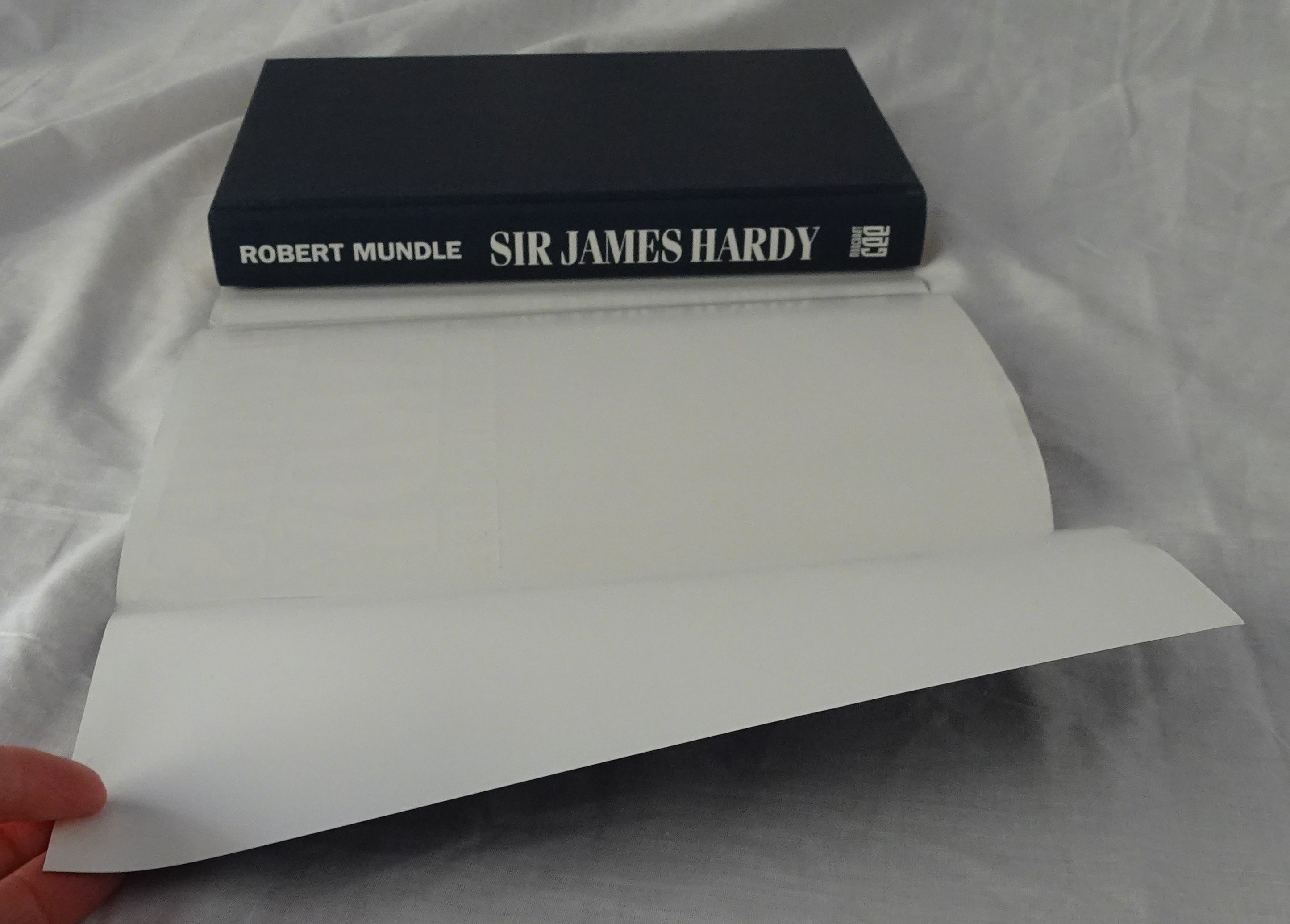 Sir James Hardy by Robert Mundle – Morgan's Rare Books