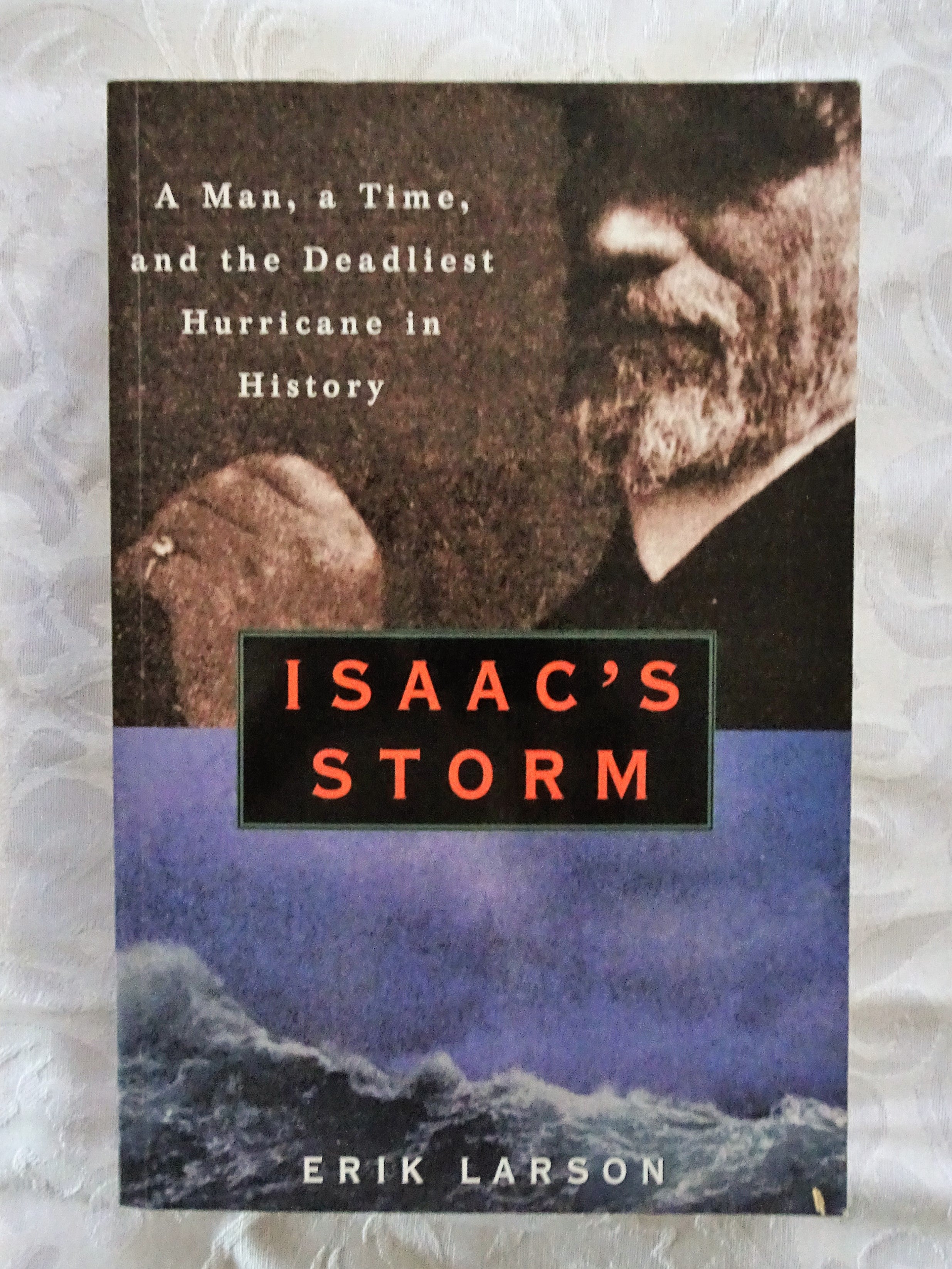 Isaac's Storm by Erik Larson – Morgan's Rare Books